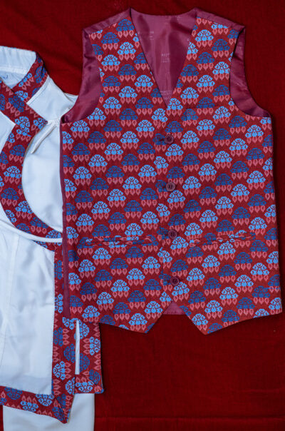 Discover New Arrival: Traditional Nepali Daura Suruwal Set